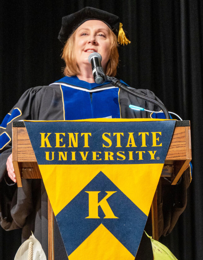 Kent State holds grad ceremony | News, Sports, Jobs - Morning Journal